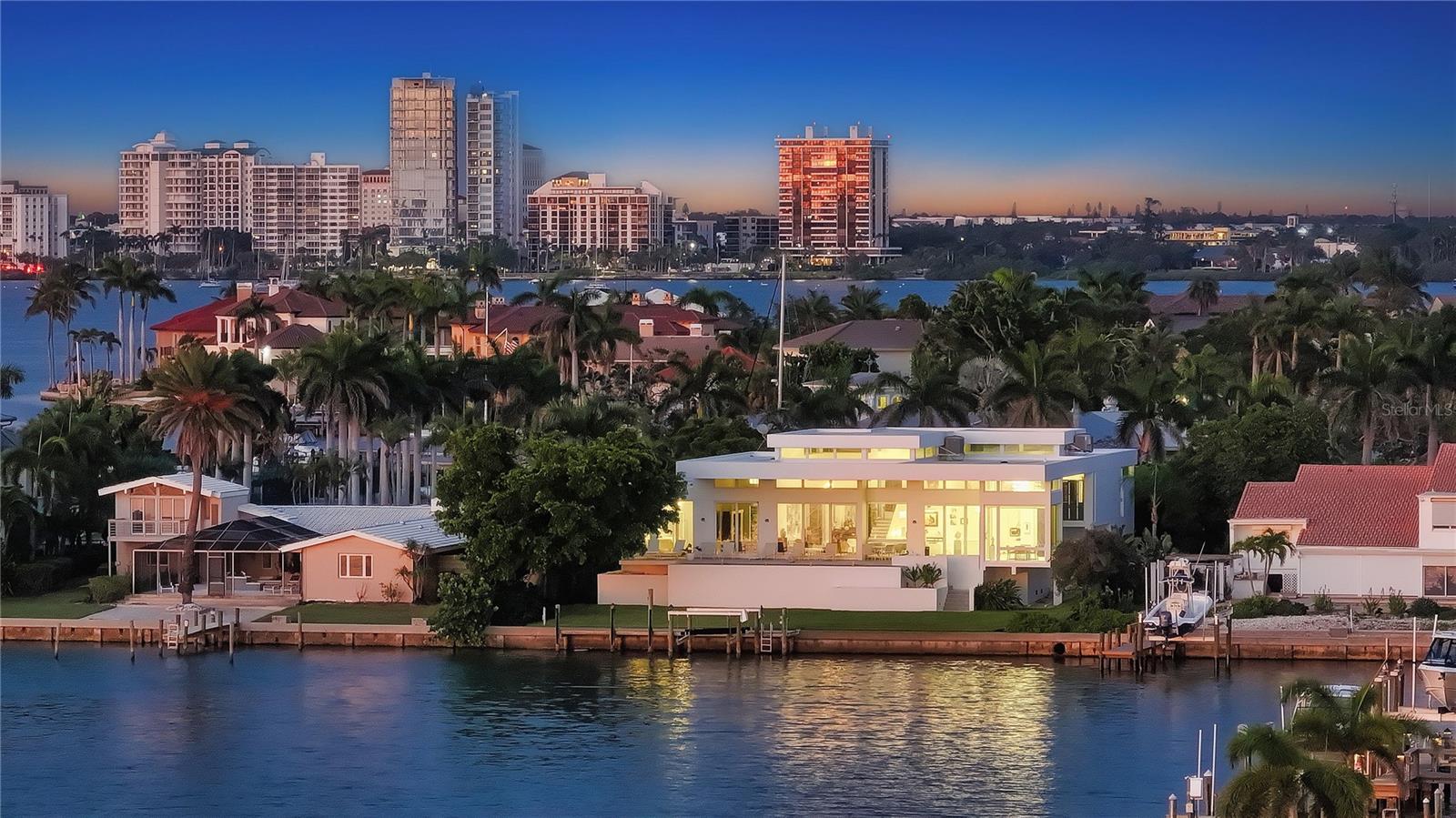 Longboat Key Waterfront Homes for Sale | Luxury Coastal Living